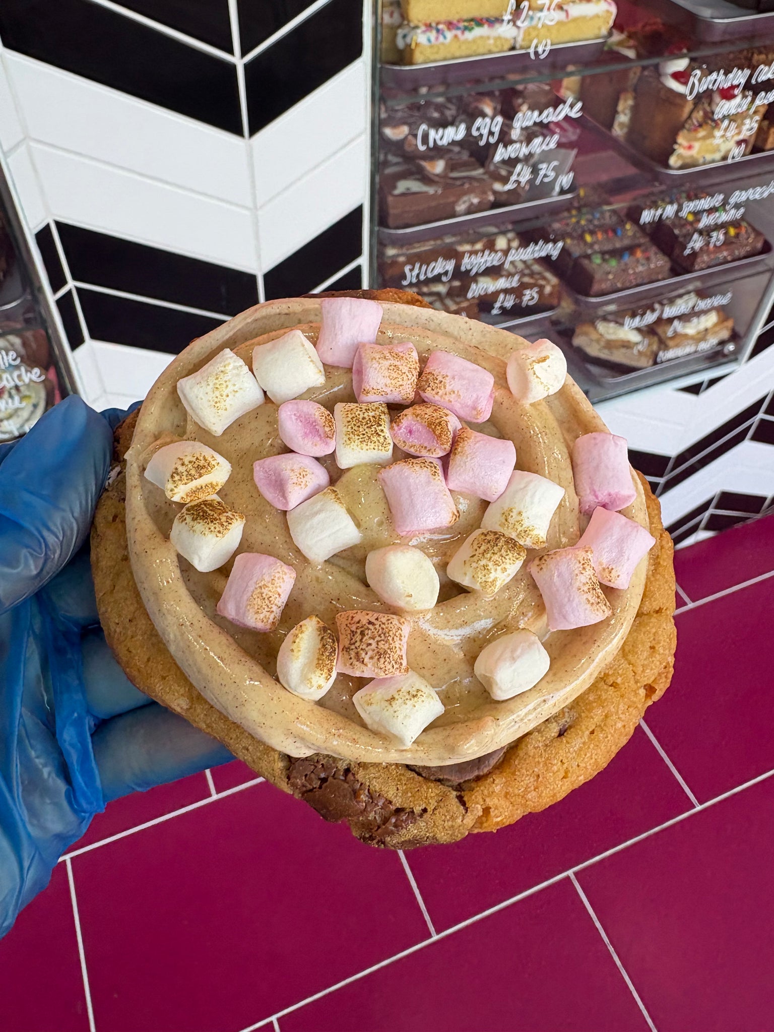 Build a Treat Box — Finch Bakery